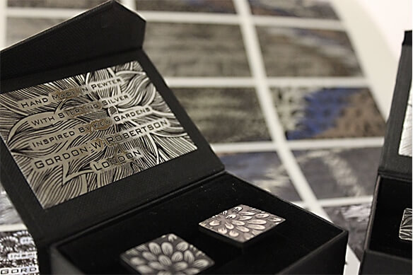 Ideas: Create a metallic label · Diginate